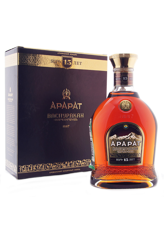 Коньяк Арарат "Васпуракан", 0.7 л - купить в Smart Wine Shop